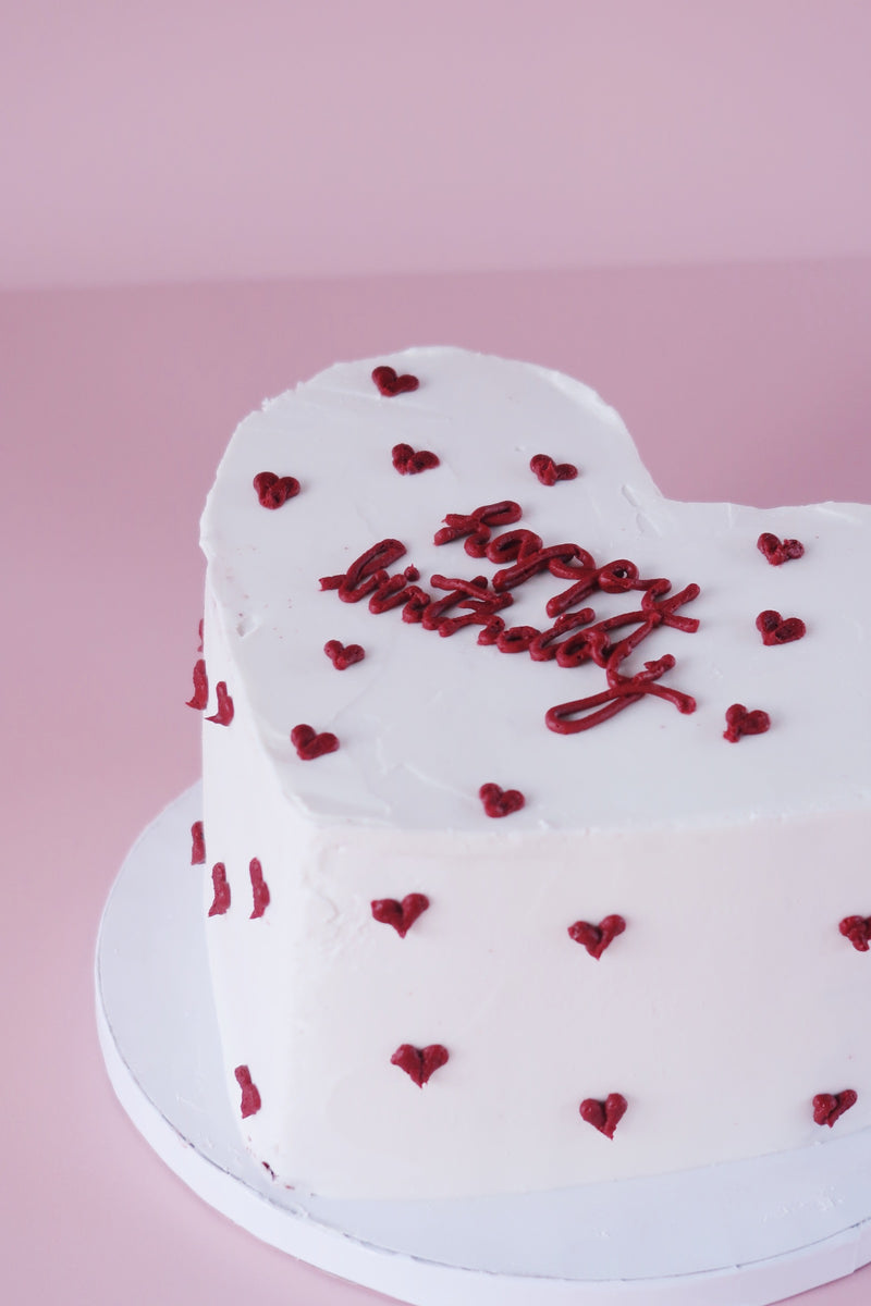 Delaney Heart Cake – Moo's Bakery